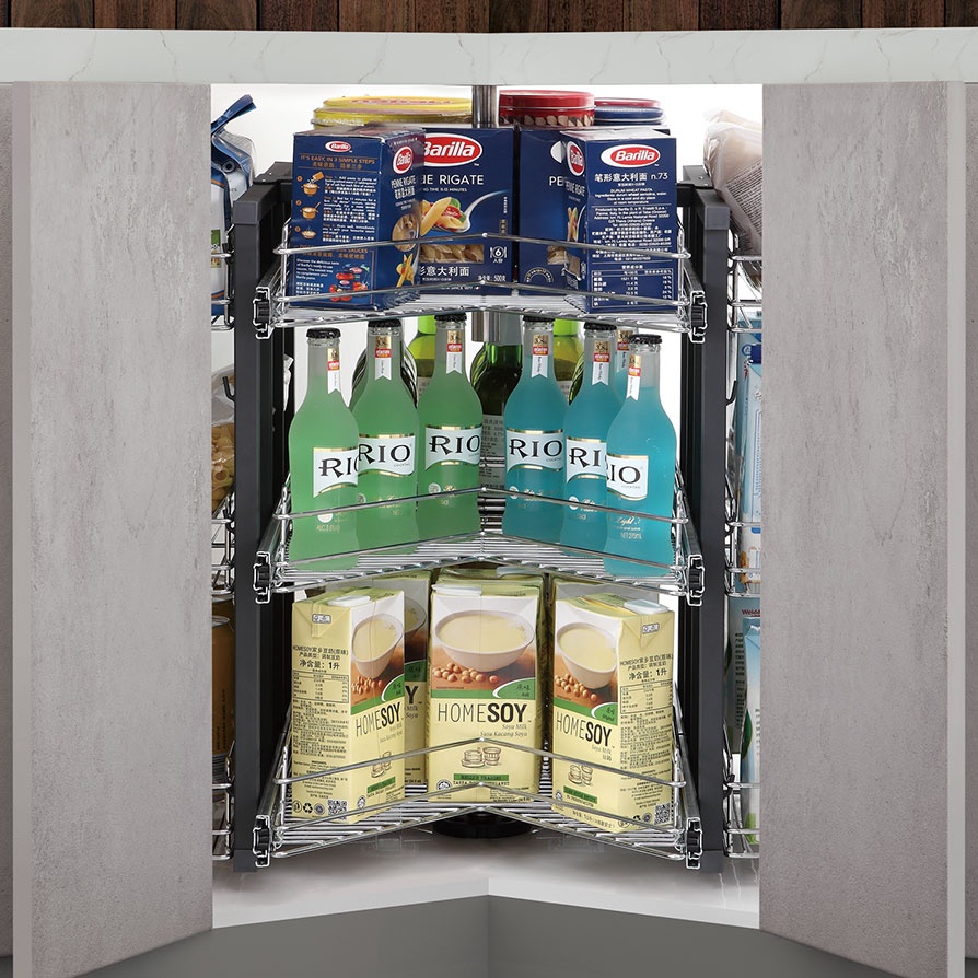 Rotating Magic Corner